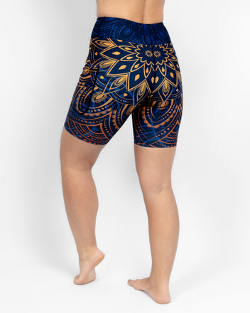 Shorts - Smukke shorts til kvinder i mange farver - Alle Shorts – Maya ...